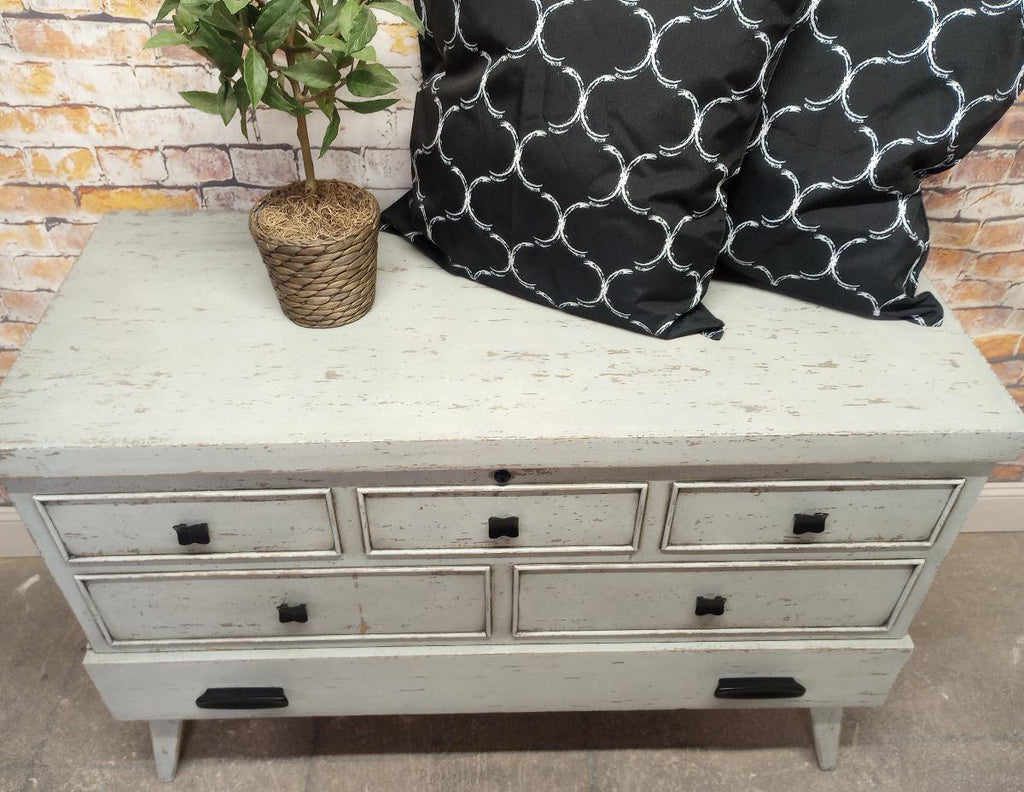 Paul Vintage Lane Cedar Chest – Walnut Street Marketplace